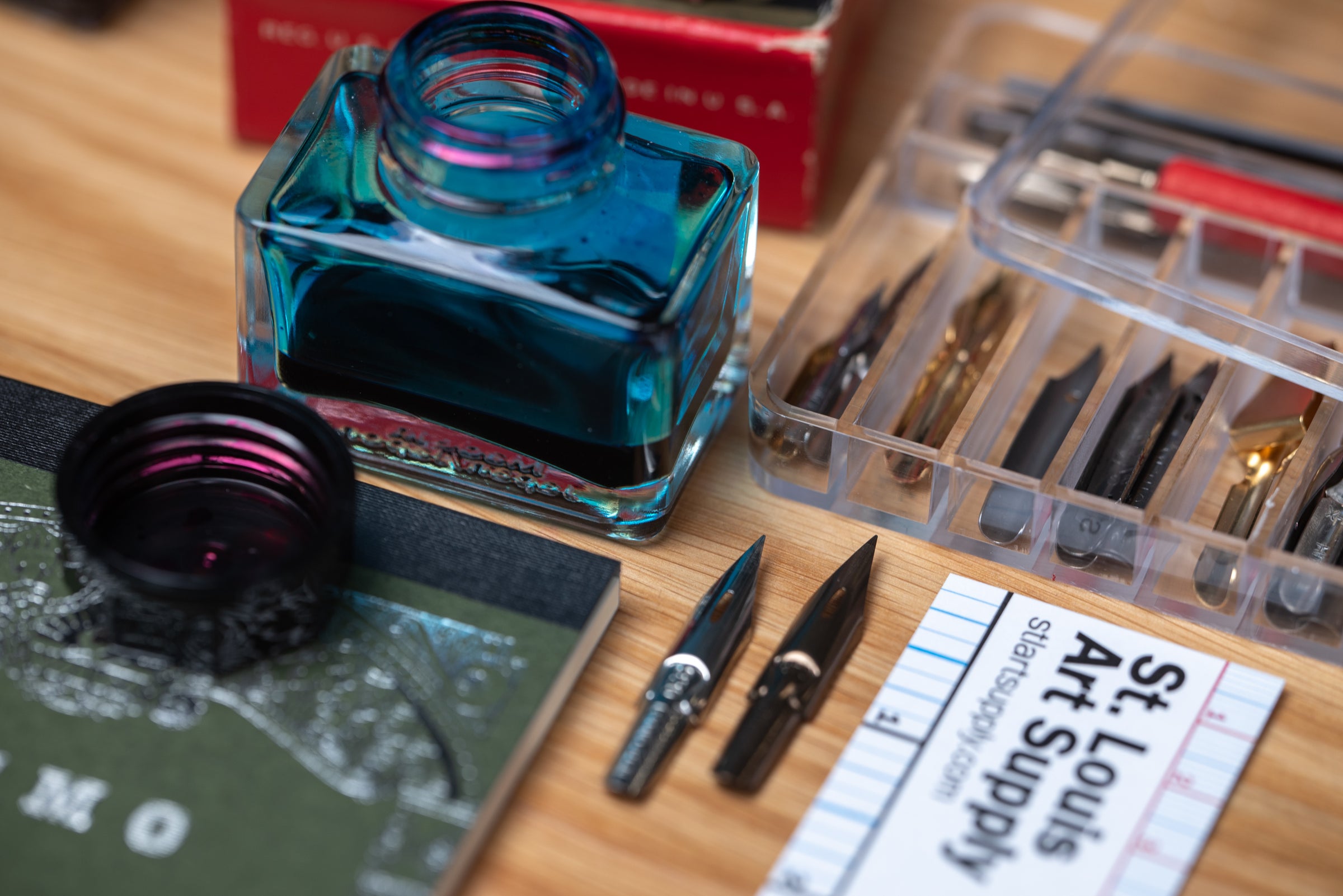 Dip Pens & Holders – St. Louis Art Supply