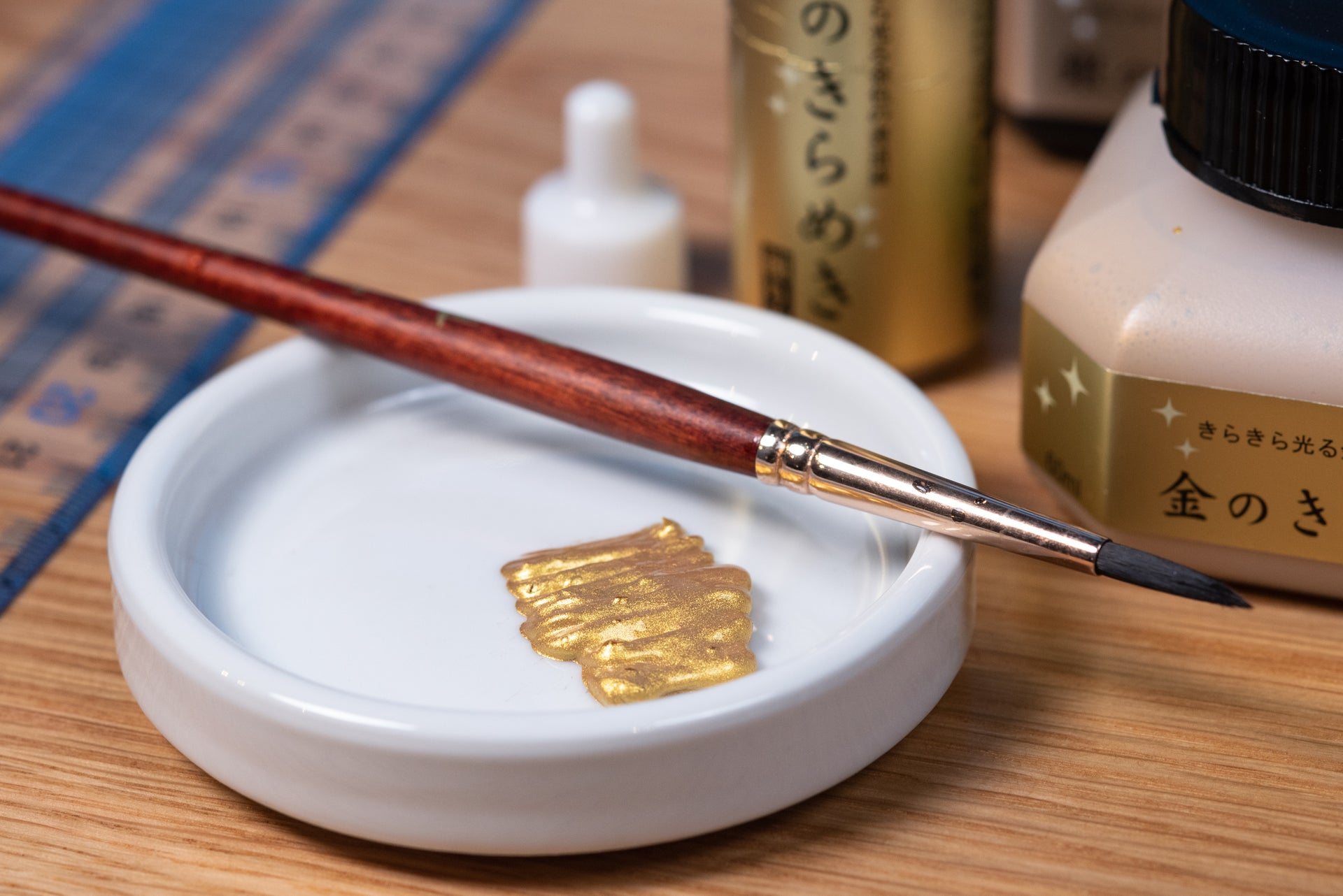Gold Mica Paste, 30 g – St. Louis Art Supply
