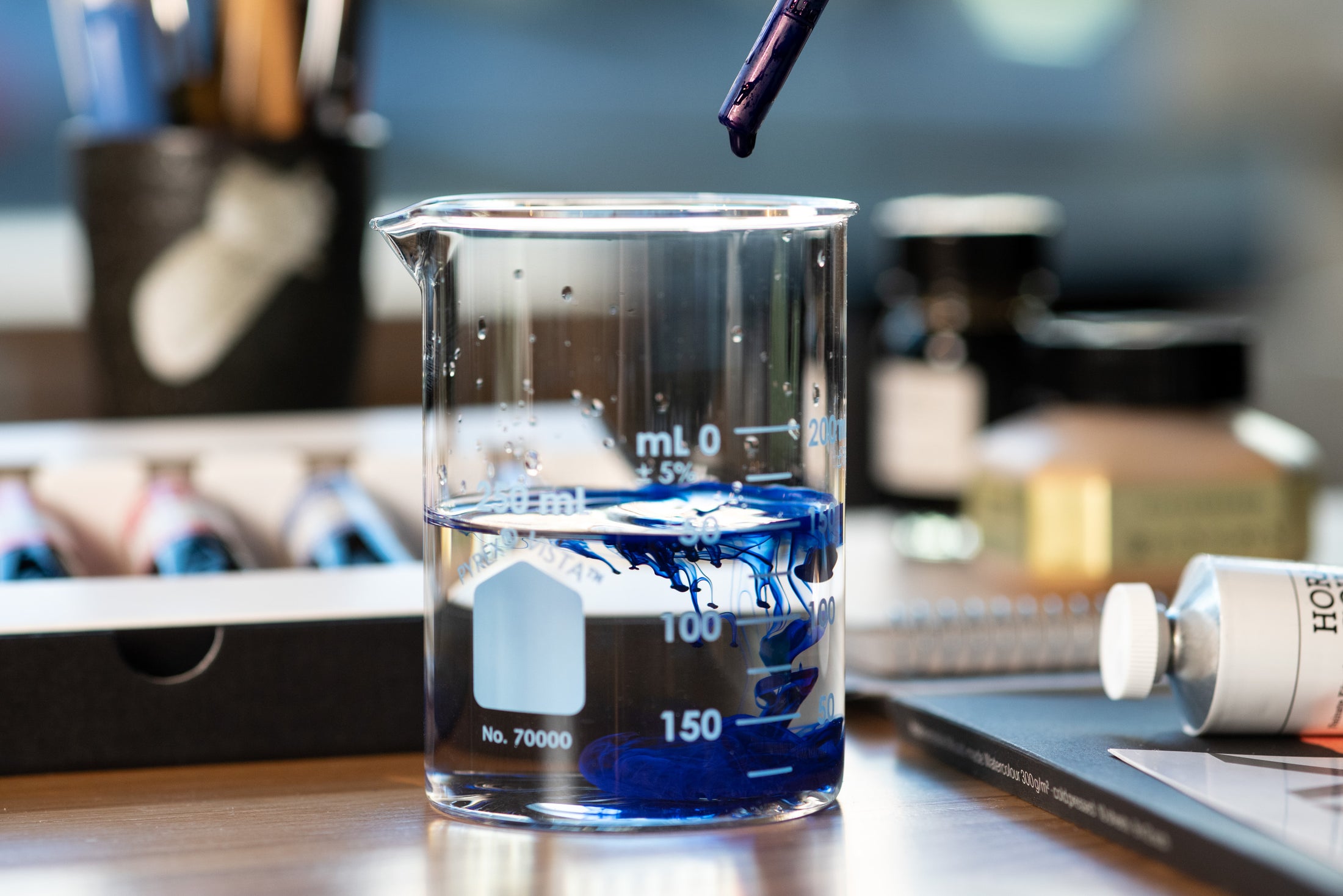 Pyrex Vista Low Form Beaker, 250 mL – St. Louis Art Supply